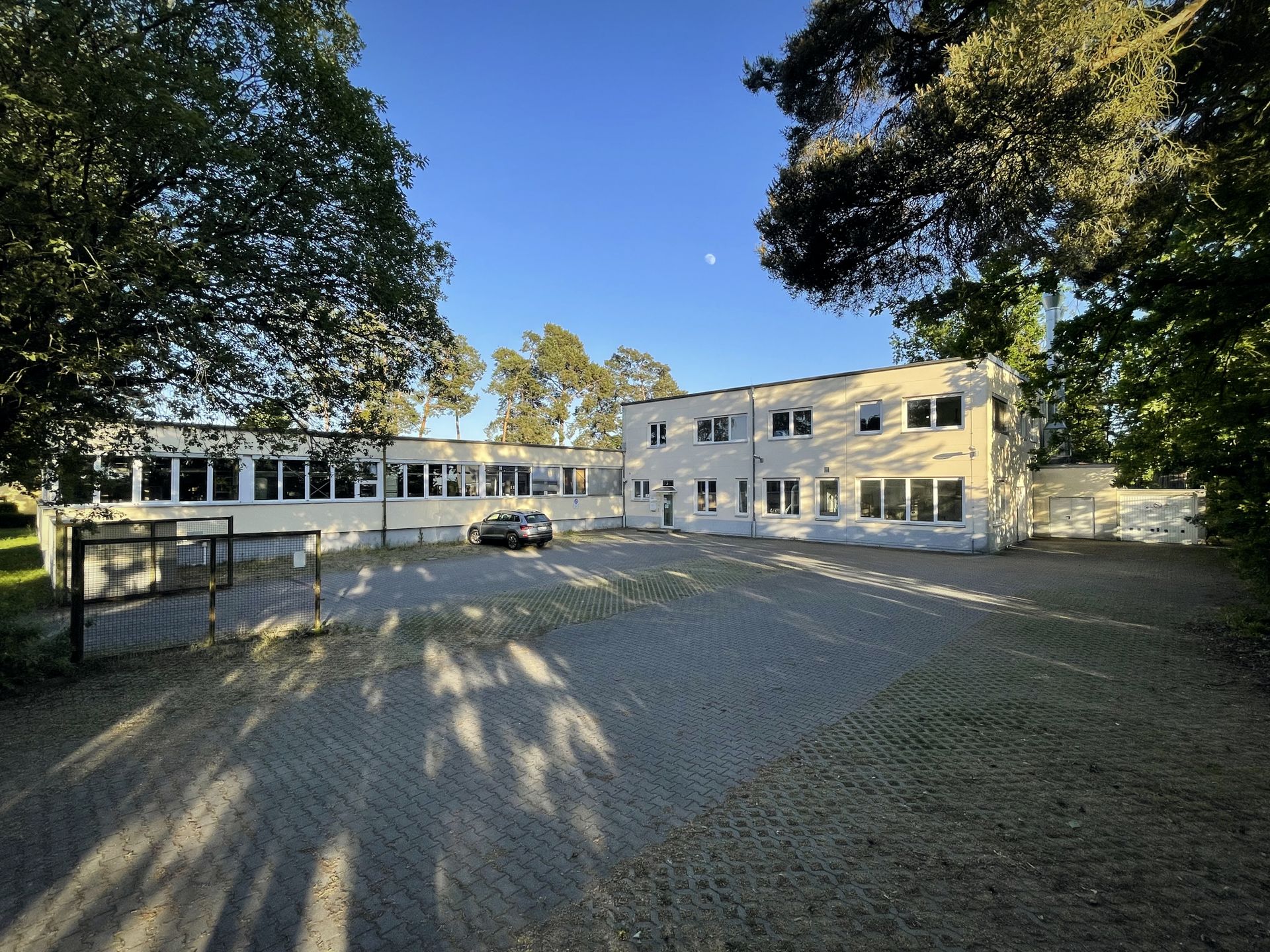 geschichte-fliesstext | Höfner